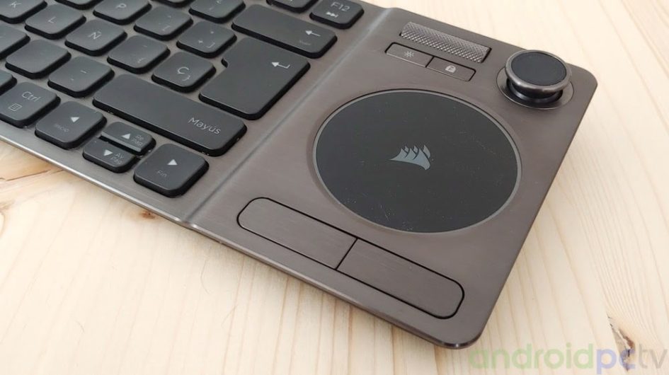 REVIEW: CORSAIR K83 Wireless a wireless keyboard for multimedia and gaming